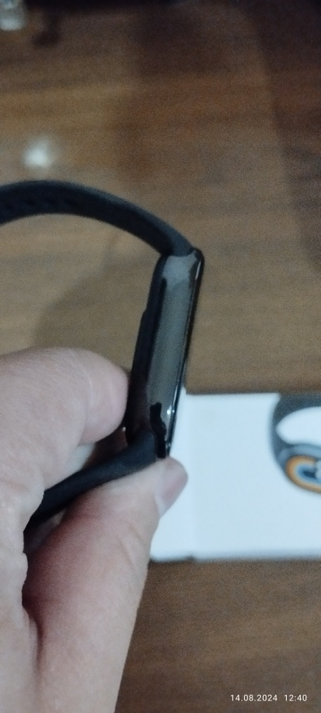 Продам xiaomi band 8