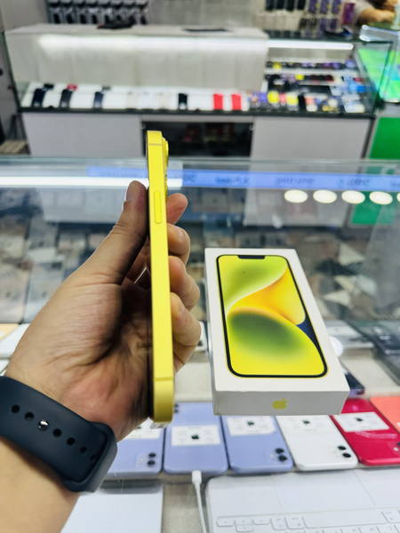 iPhone 14  128 gb yellow 100%