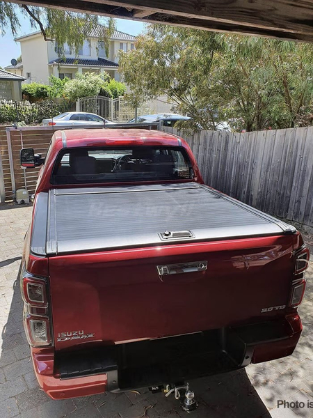 Ролета крышка кузова ISUZU D-MAX  ручная и электрическая.