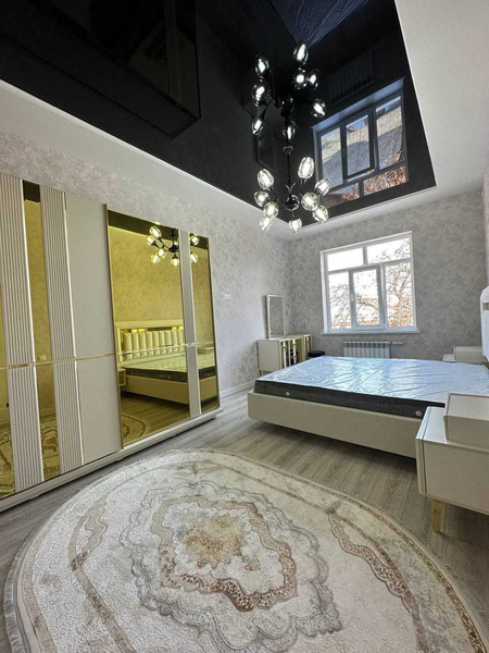 (К124054) Продается 3-х комнатная квартира в Мирабадском районе.