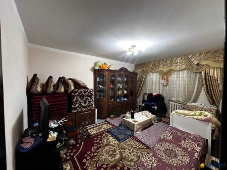 Продается 4 ком квартира в Юнус-Абадском р-не на 16 квартале ( J 1391)