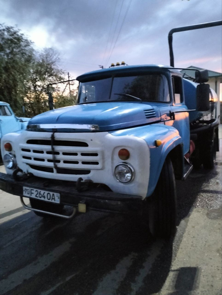 Zil mashinasi holati zur