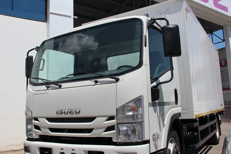 Фургон (будка) 5 тонна Isuzu NPR 82L CNG