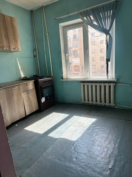 Срочно продаётся 2-х комнатная квартира Сергели 5, метро 3 бекат