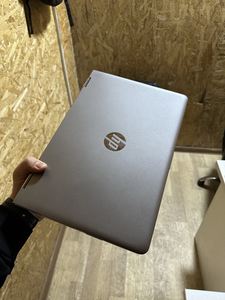 Hp pavilion x360 core i3 7th gen