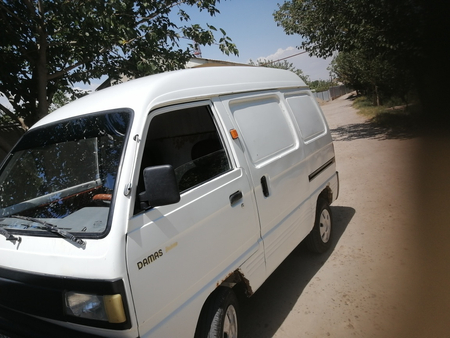 Damas van sotiladi halati yaxshi