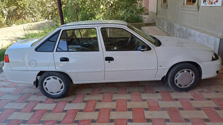 Nexia 2 sotiladi. Dons
2016 yil
153000 km yurgan
Benzinda
Kraska toza