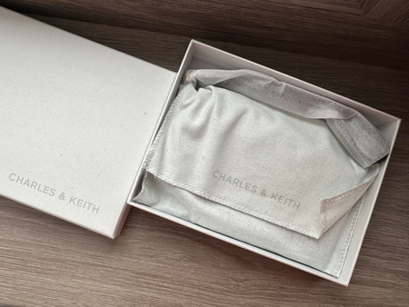 Charles and Keith Кошелек картхолдер