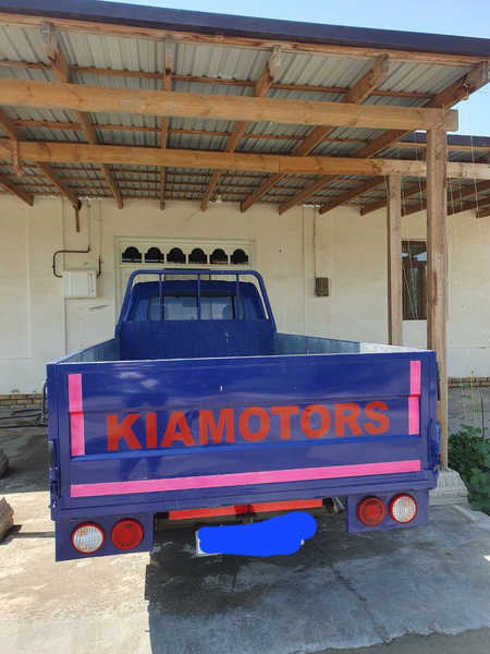 Kia bongo  ōzi ağdaruvchi pul topar moshina