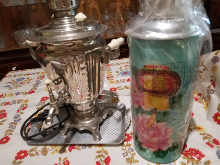 Чайник белая эмаль
