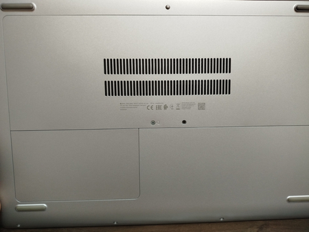 Продается ноутбук hp i5-8250U; 17