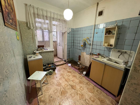 Чилонзор-Г9 район 2/4/5. Срочно Продам квартиру срочно