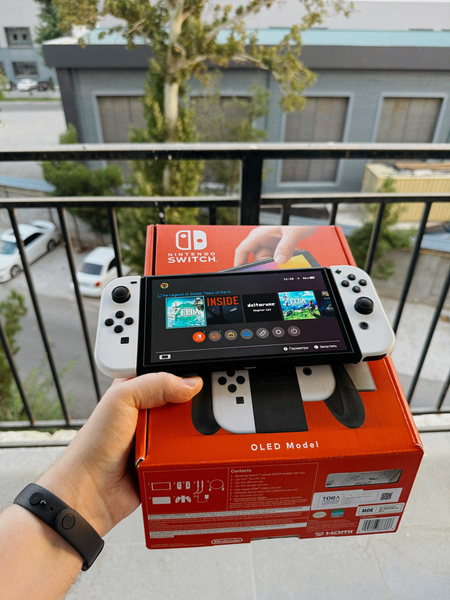 Nintendo Switch OLED