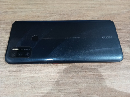 Продается или обменяю Tecno spark 5air