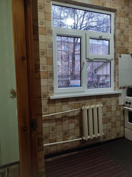 Srochno Chilonzor Uchtepa 12 kv 2*3 xonali remont zor sotiladi