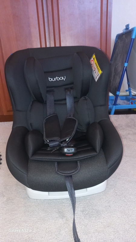 Продам автокресло burbay