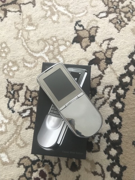 Novey N880 Classic Silver Edition
