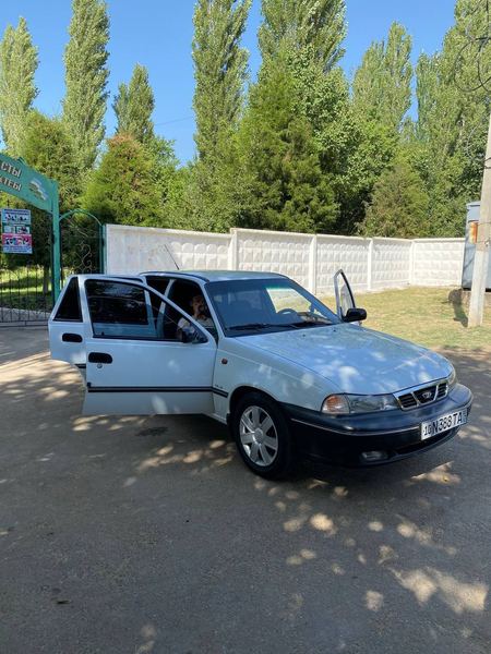 Nexia 1 radnoy kraska