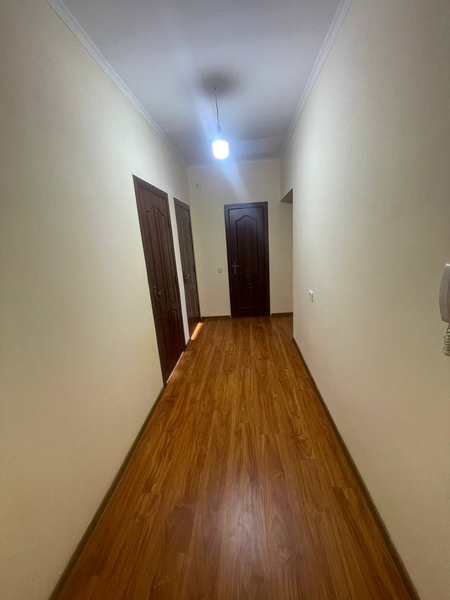 2 Xonali uy sotiladi