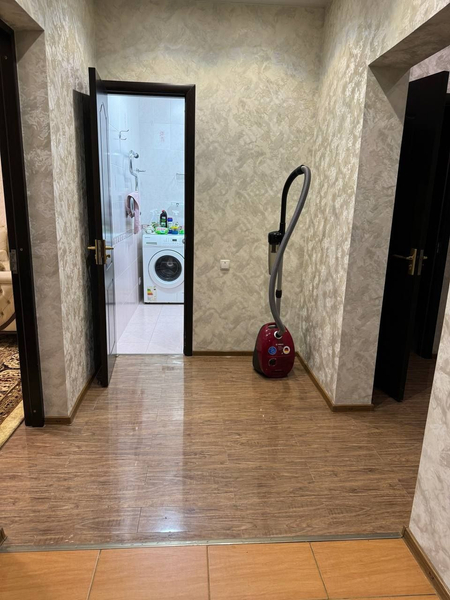 Срочно Сдается квартира паркентский 3-комната 1-этаж