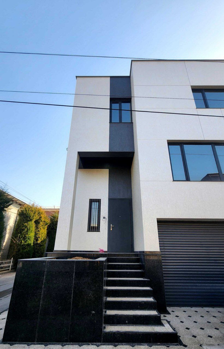 Дом, Юнусабад, Шахристанская, От Чопар, 1,9 соток, 200 М², 5 ком, 2 эт