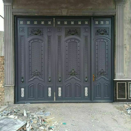 Qalin temir darvozalar