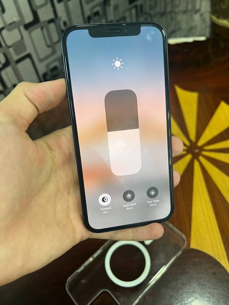IPhone 12 64gb srochno