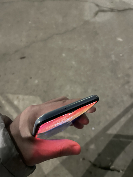 Samsung a50 holati yaxwi