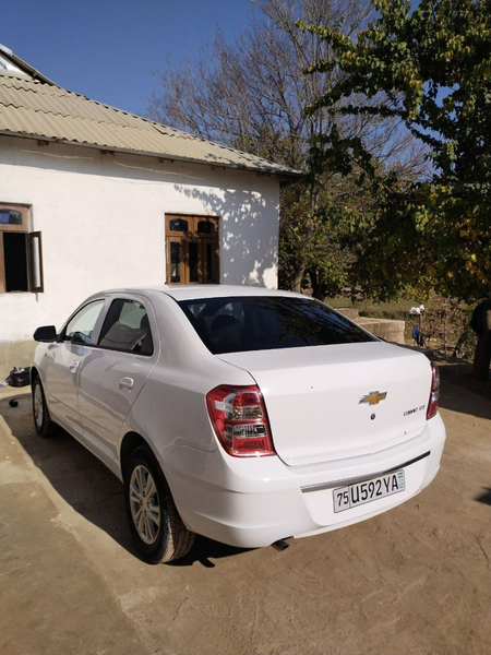 Chevrolet Cobalt noyabr boshida salondan chiqgan