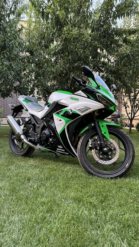 Motosikl V6 400cc sotiladi