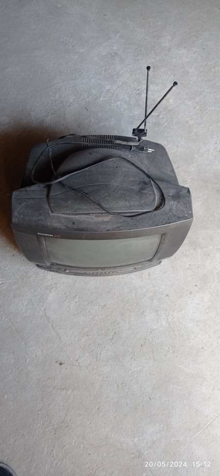 Mini televizor LG