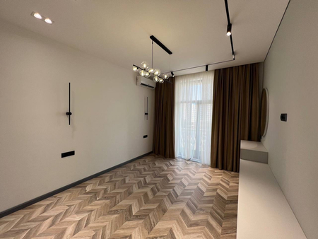 Barocco Sotuvda 3 xonalik uy remont Gidrometcenter