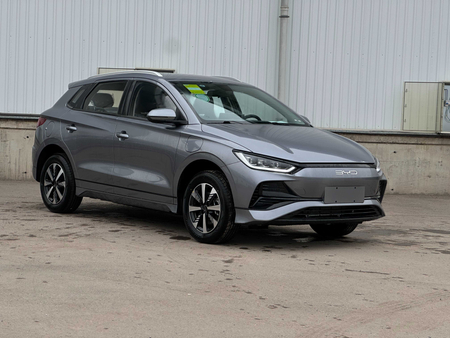 BYD E2 tracker elektromobil