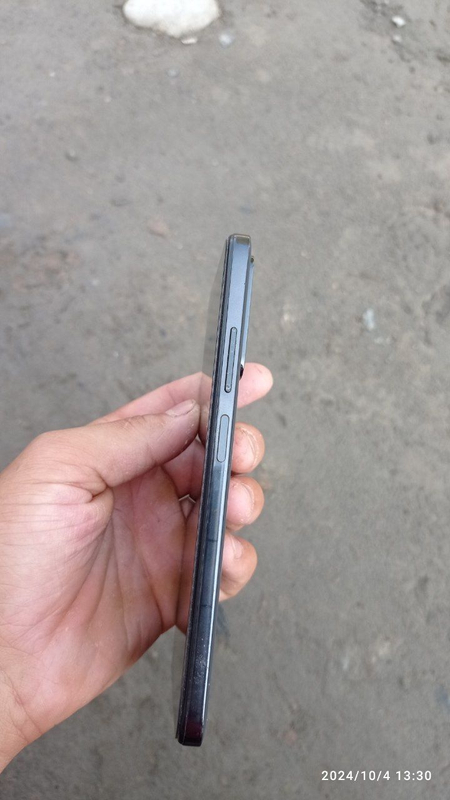 Redmi not 11 6/128 karobka yoq