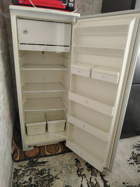 Холодилник 