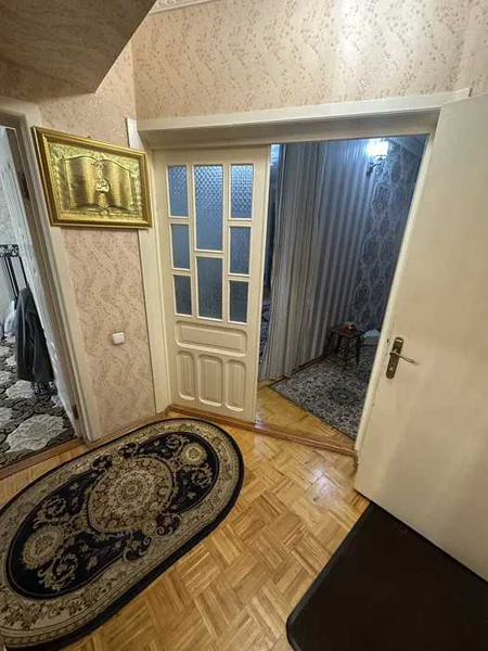 ID 586 Сдаётся 2-комонатная Большой квартира в самом Центре города