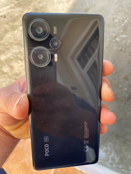 poco F5 12 ram 256 xota