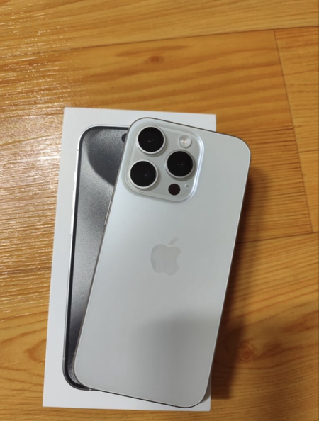 Iphone 15 pro 128 tali 100% 52 sikl