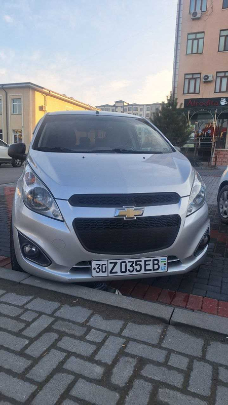 Chevrolet Spark 2017 год