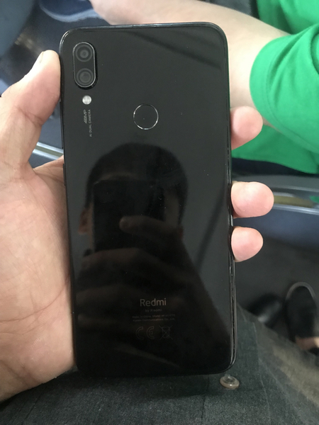 Iphone 7 sotiladi obmen bor