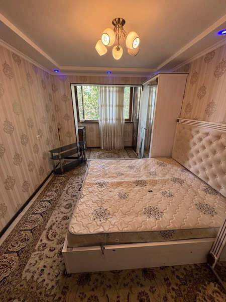 Срочно продается отличная 2комнатная квартира на 4этаже в  5этажном па