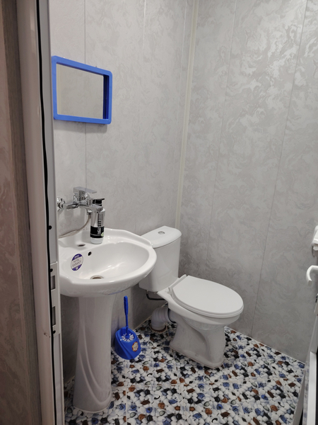 *HOTEL * ГОСТЕВОЙ ДОМ *   рядом  с  Регистаном  и   Гур Амир