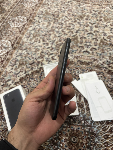 Iphone 7 32 sotiladi продается