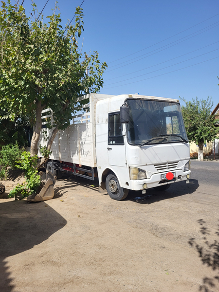 Isuzu bartavoy sotiladi