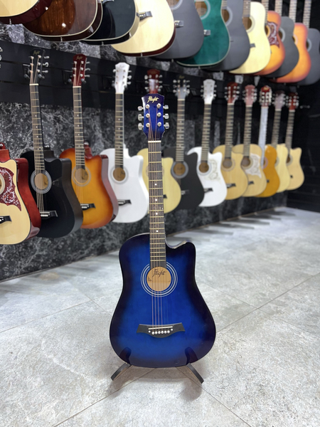 Akustic gitara skidkada!!!