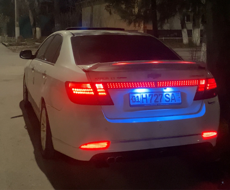 Продаю Lexus спойлер