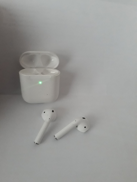 Airpods simsiz quloqchinlar 3 oy ishlatilagan