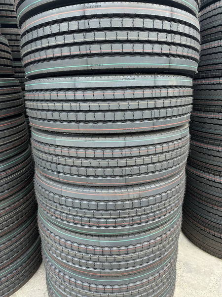 KUNLUN 12.00R20 бренди