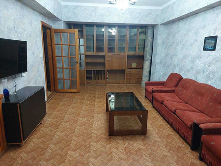 Продаётся 1в2 комнатная. Ц-7, ЦУМ, Космонавт