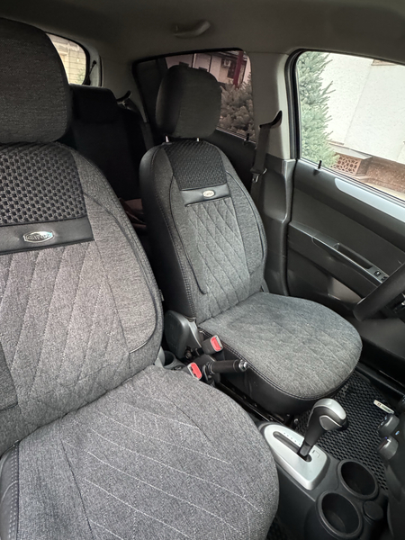 Spark 4 poz A/t sotiladi